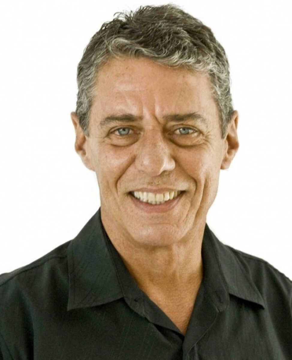 chico buarque idade